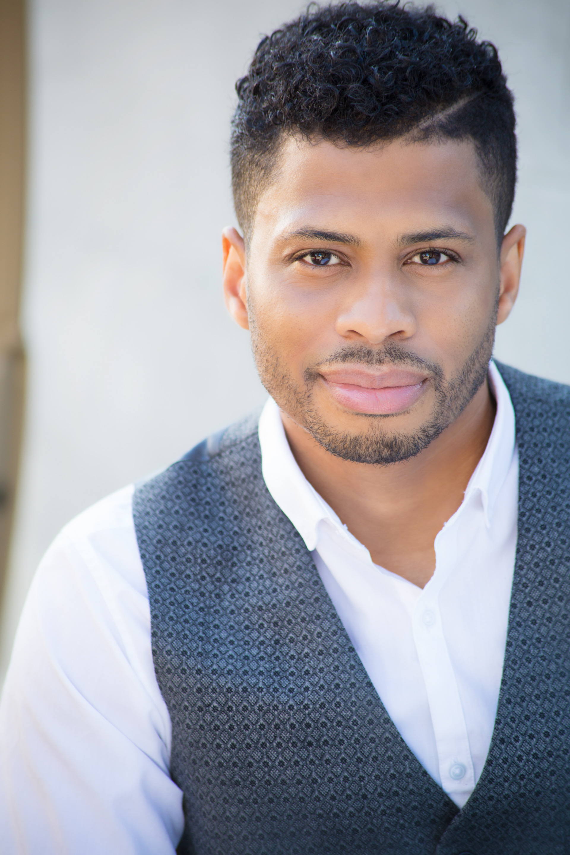Chester Gregory, vocalist